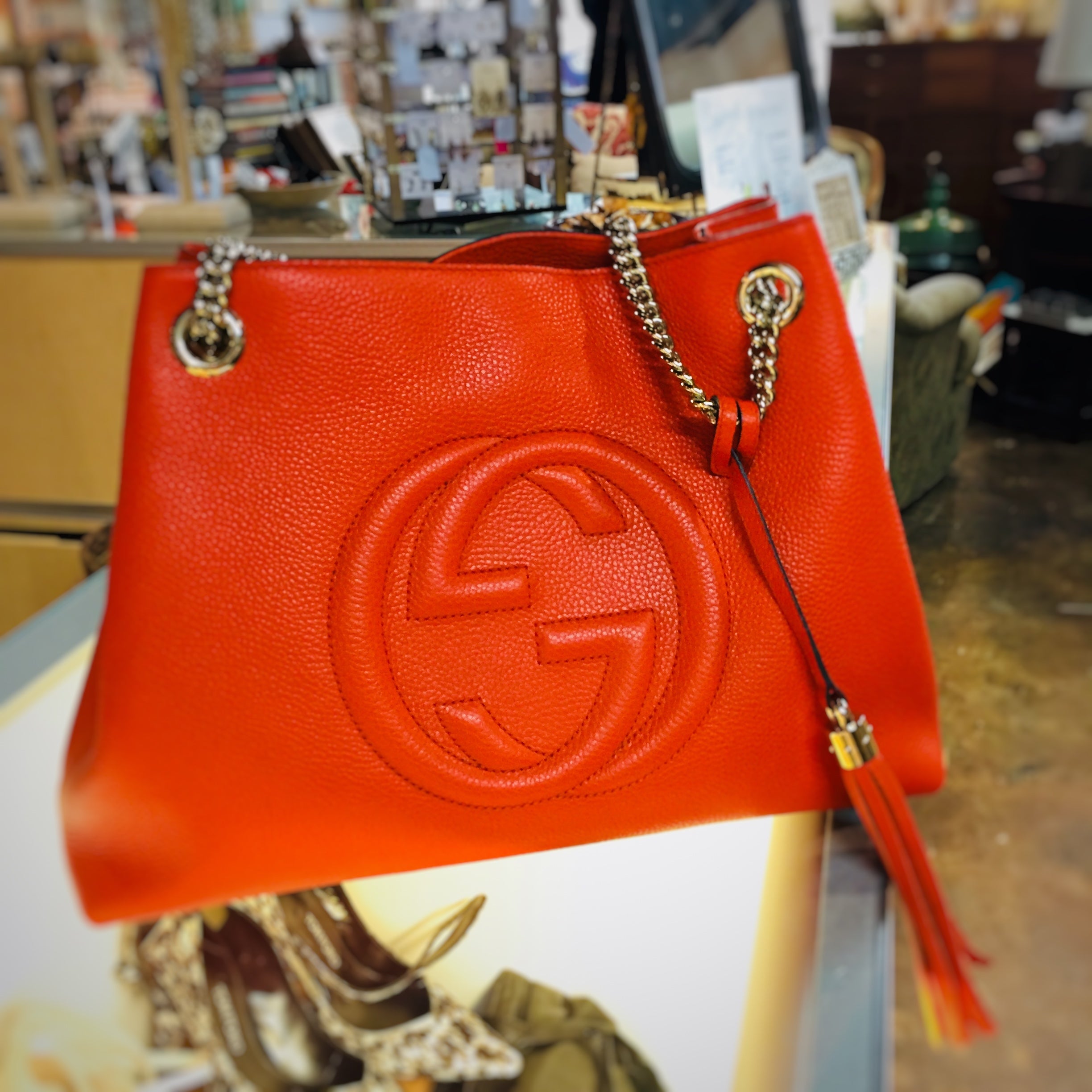 Gucci – Shop Love Me Two Times